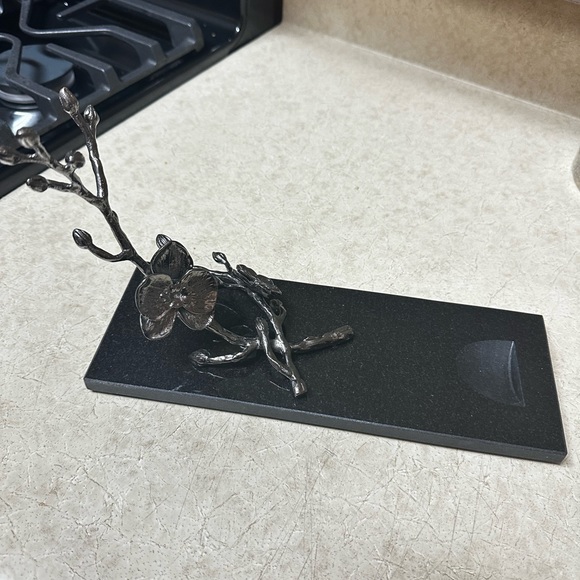 Michael Aram | Kitchen | Michael Aram Black Orchid Wine Rest | Poshmark